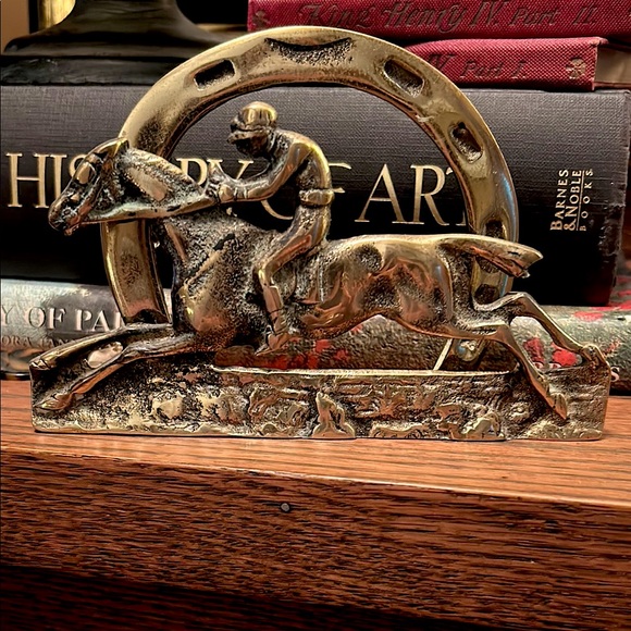 Accents | Vintage Brass Derby Horse W Lucky Horseshoe Letter Napkin ...